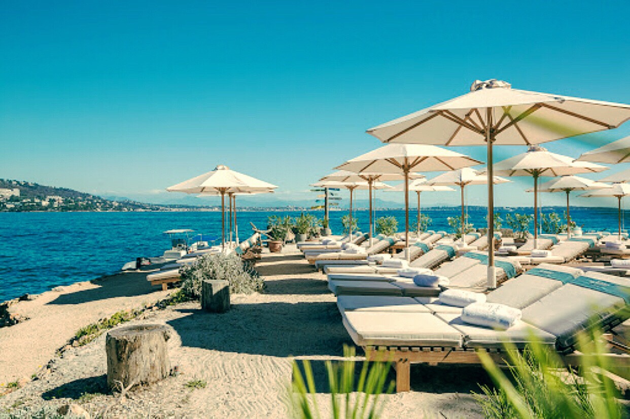 La Guérite Cannes : déjeunez sur une Île – Chic Riviera